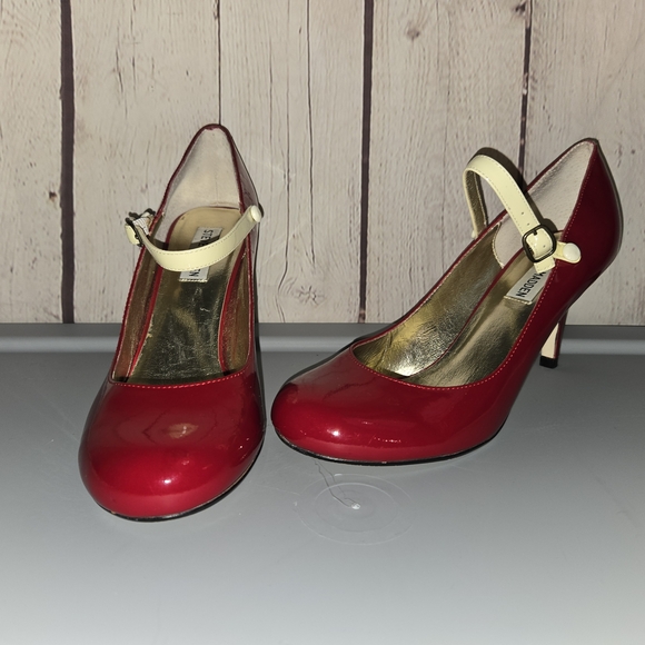 Steve Madden | Shoes | Steve Madden Luvvy Cherry Red Patent Leather ...